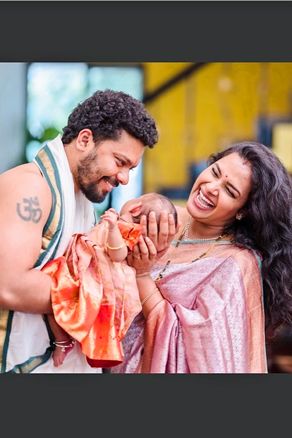 Hari Teja And Her Husband Photos: విడాకుల న్యూస్‌తో వైరల్‌గా మారిన హరితేజ (ఫోటోలు) | Bigg Boss ...